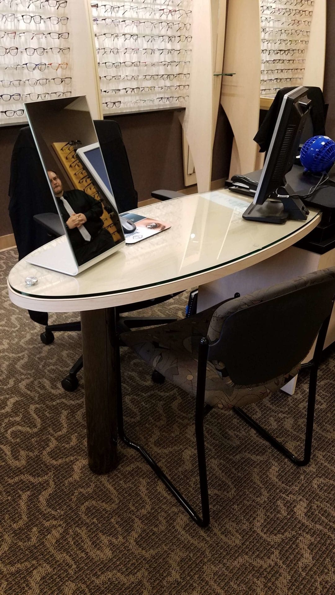 Eye Designs Optical Displays, Reception Desk & Reception Chairs ...